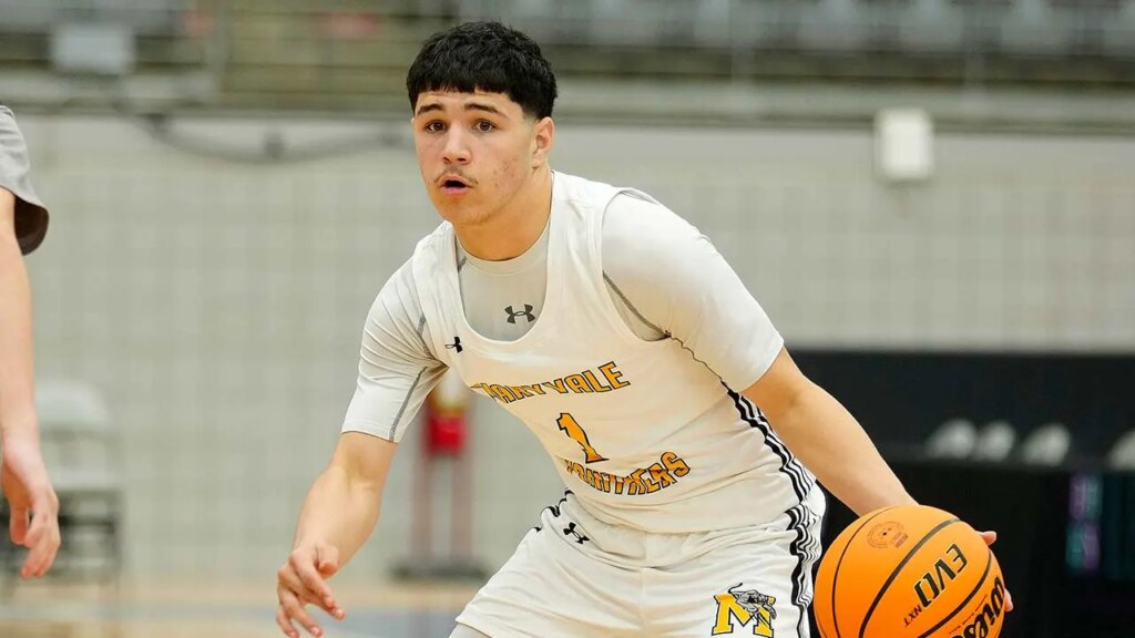 Arizona high school basketball player scores 100 points in just 3 ...